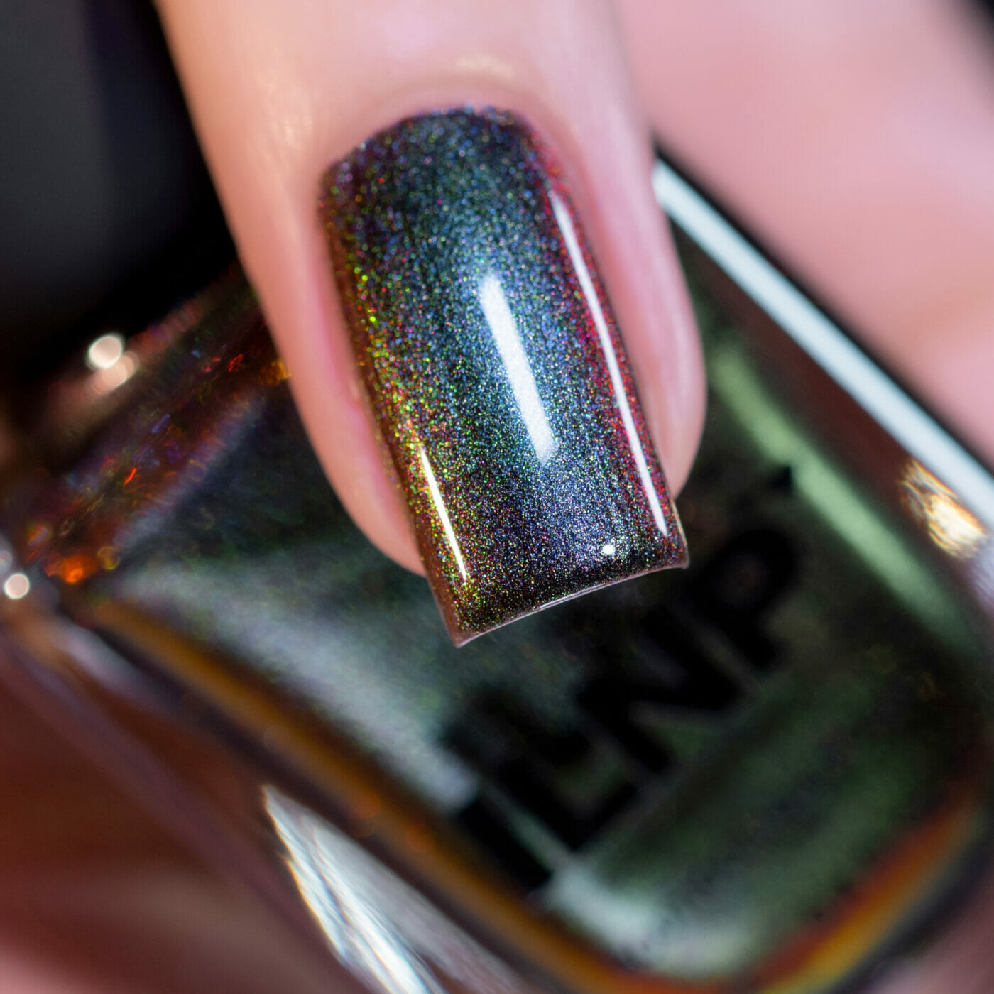 ILNP Boutique Effect Nail Polish | Multichrome Color-Shifting Shades