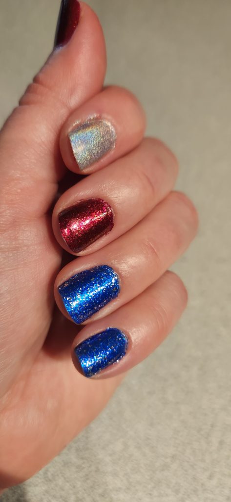 ILNP Ruby - Vibrant Red Shimmer Nail Polish