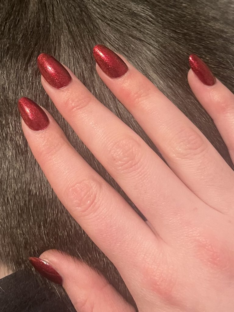 ILNP Ruby - Vibrant Red Shimmer Nail Polish