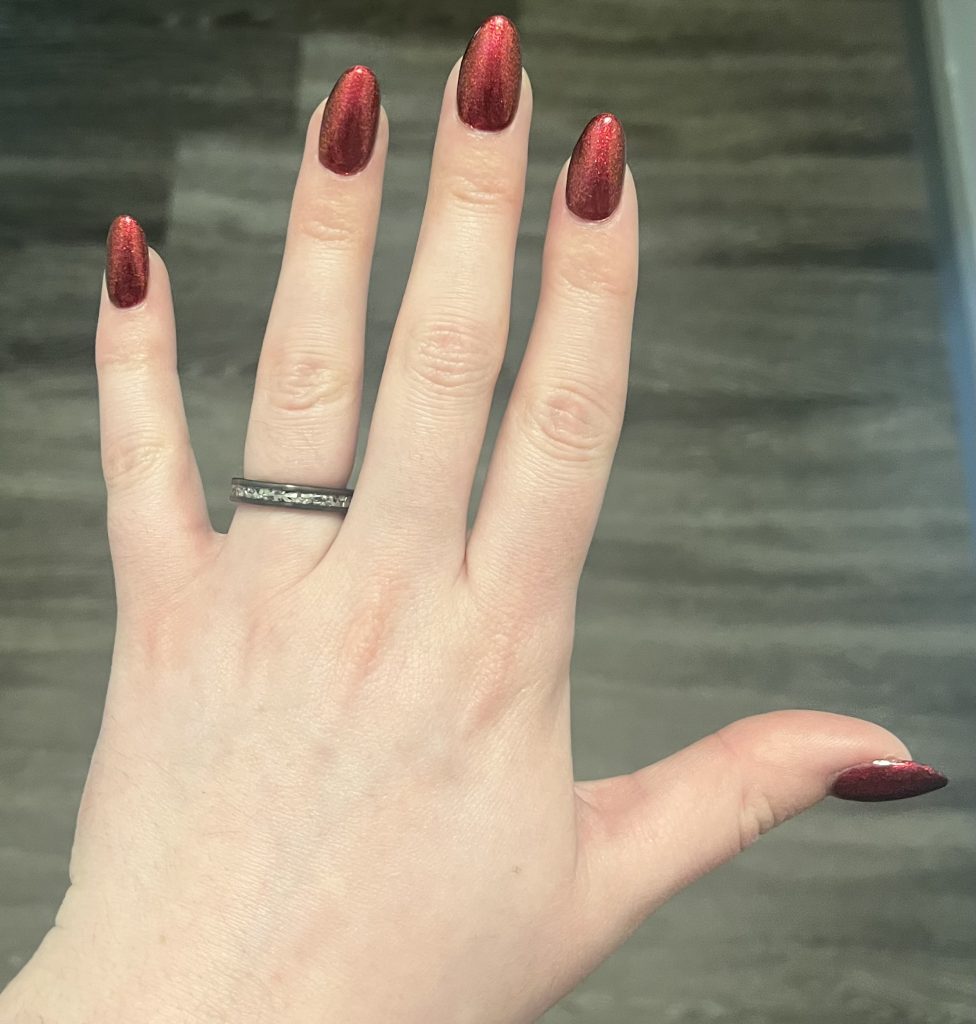 ILNP Ruby - Vibrant Red Shimmer Nail Polish