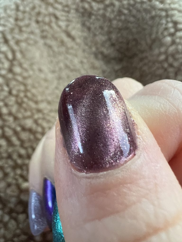ILNP Sugar Plum - Deep Mauve Magnetic Nail Polish